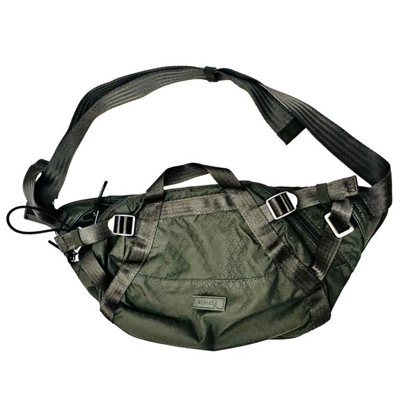 Athleta | Bags | Athleta Excursion Crossbodyfanny Pack In Htf Green ...